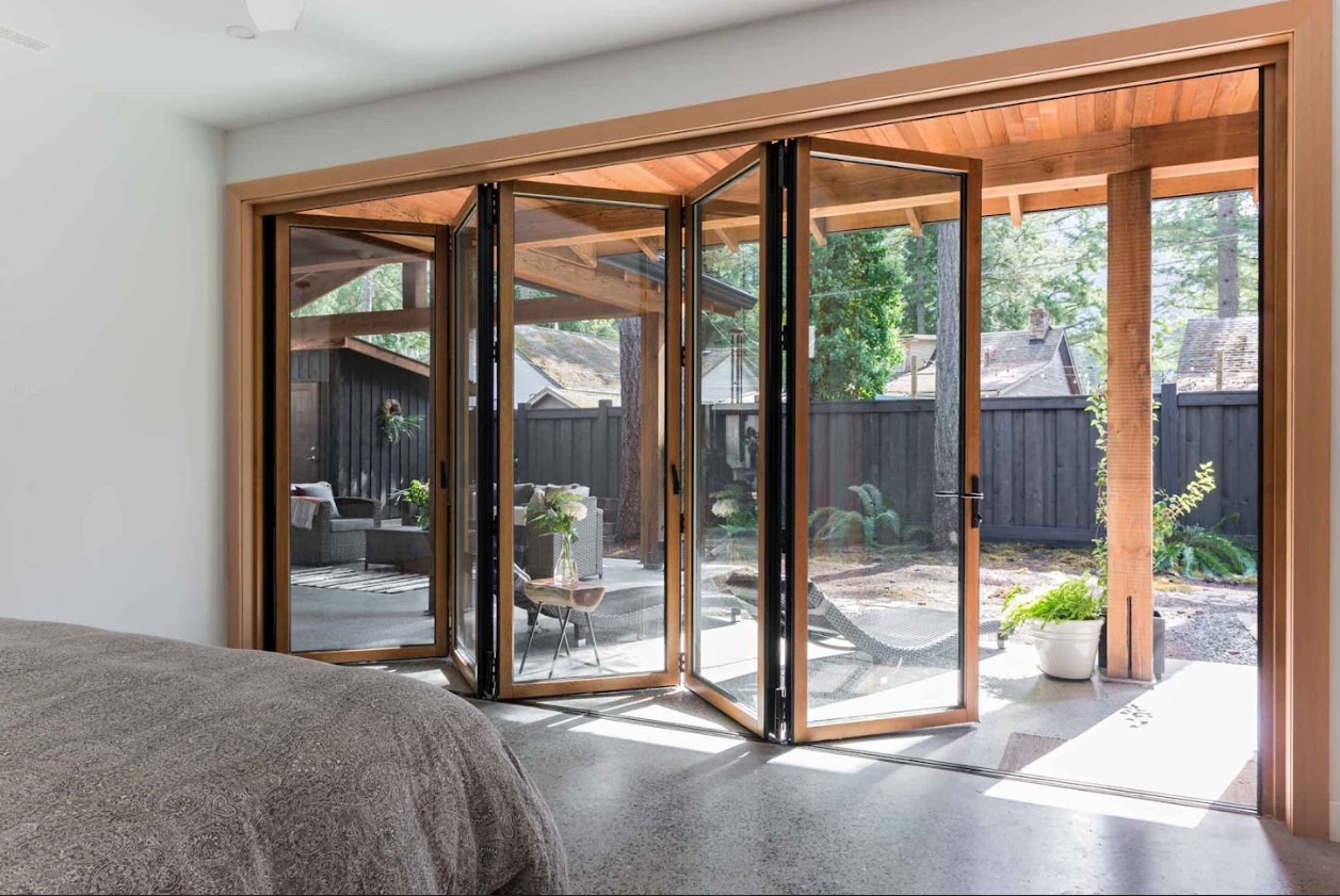 Folding door units manufactured in Canada! Learn more!